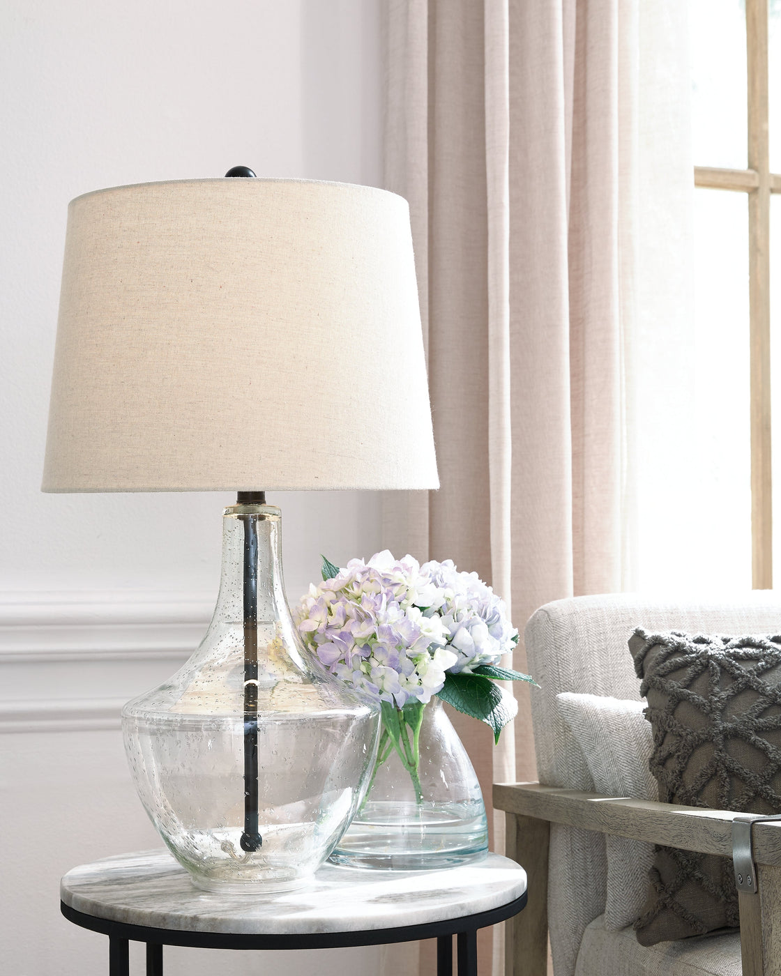 Gregsby Table Lamp (Set of 2) - Gate Furniture — Lara Furniture